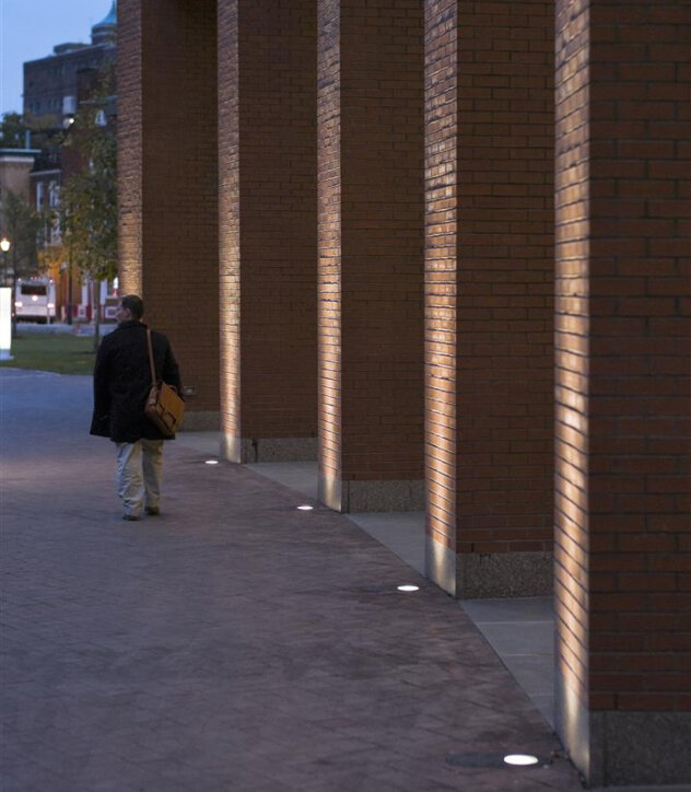 Outdoor Lighting Techniques to Elevate Summer Spaces - The Lighting ...